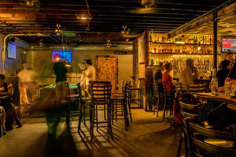 The Best Dive Bars in Austin - Tribeza