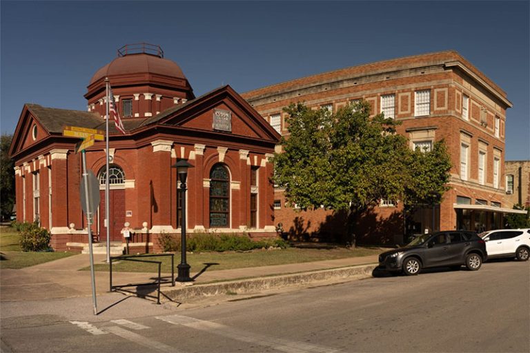 Tribeza’s Guide to a Weekend in Lockhart - Tribeza