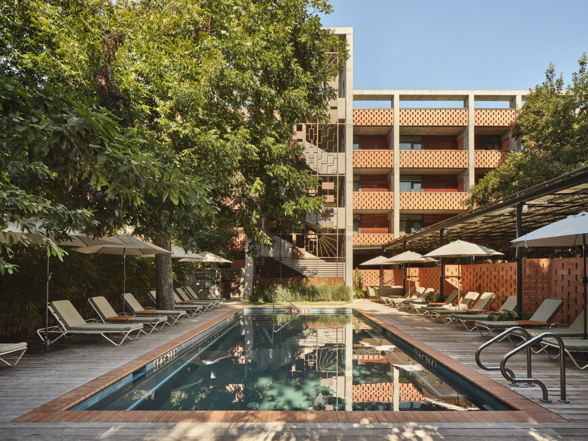 A Guide to Austin Hotels with Pool Passes - Tribeza