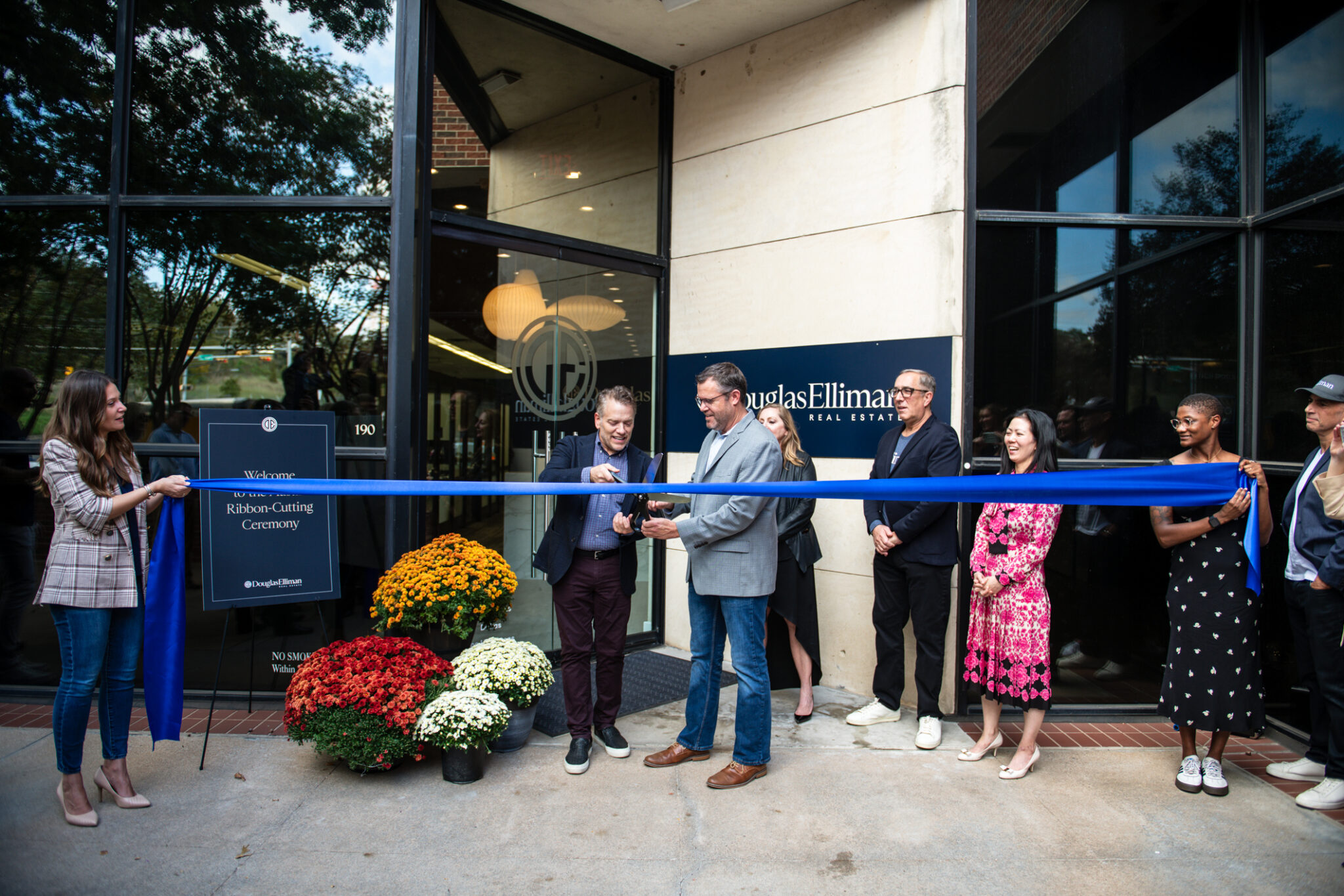 Social Hour: Douglas Elliman Opens Innovative New Austin Office with a ...