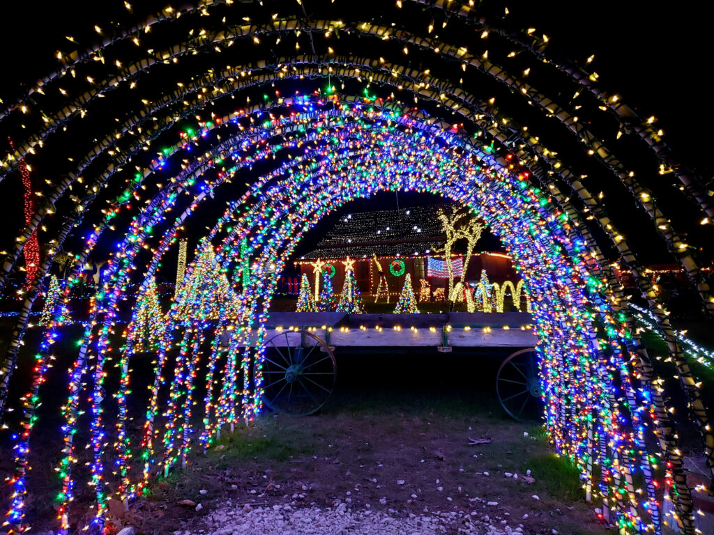 12 Shimmering Central Texas Holiday Light Trails Worth the Drive from ...