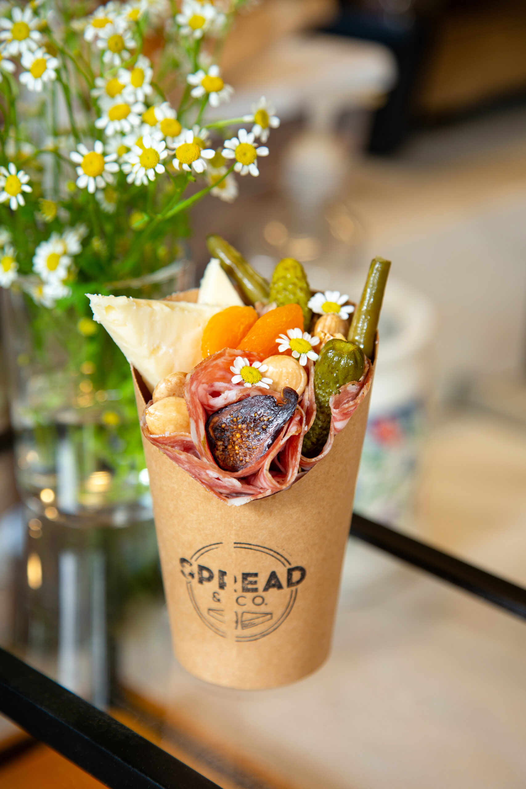 Spread & Co. Harmonizes with its Artistic Garden Setting in Austin ...