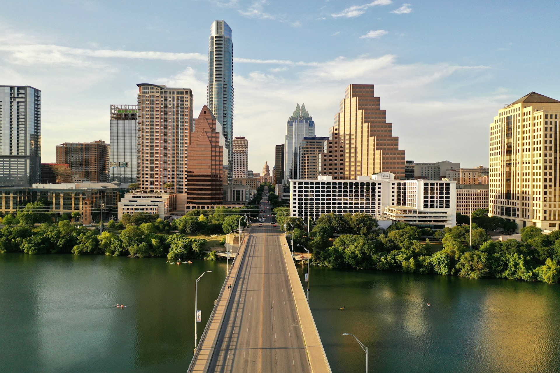 The Ultimate Austin Bucket List: A Guide to the City's Most Iconic ...